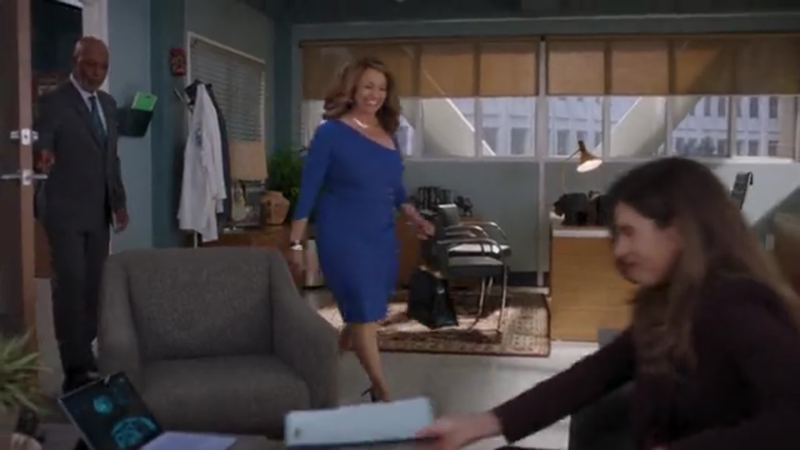 'Grey's Anatomy' season 22 episode 8 sneak peek: Jamie-Lynn Sigler ...