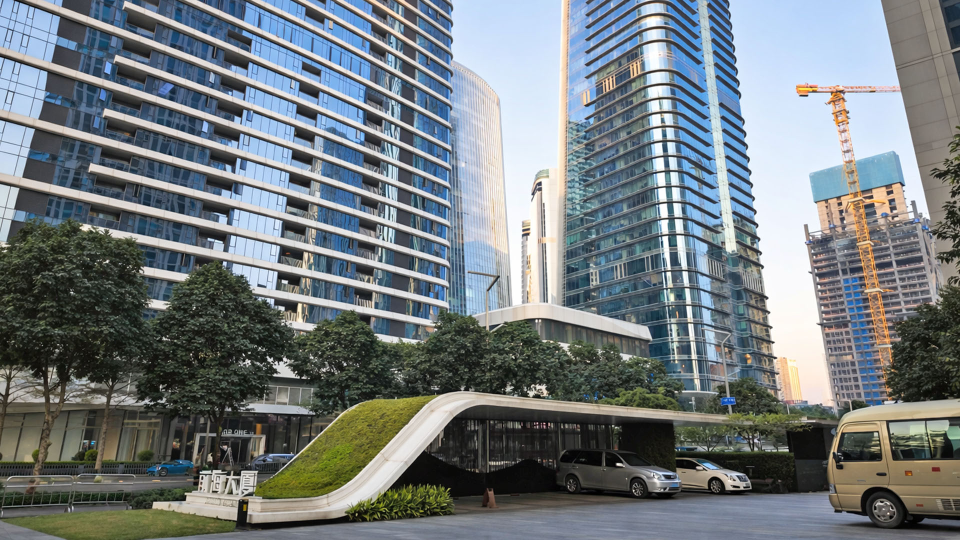 This Modern Area Mixes Nature and Glass Shenzhen