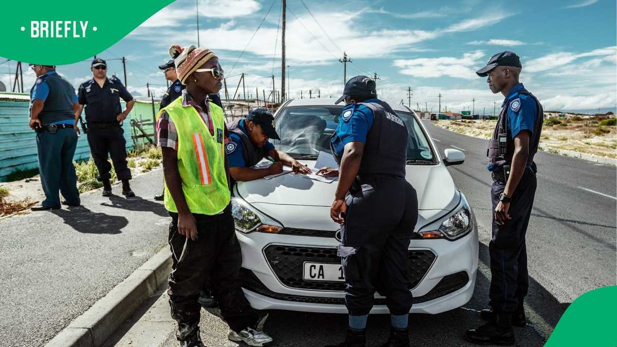 Cape Town officers arrested after allegedly demanding R3,000 bribe from ...