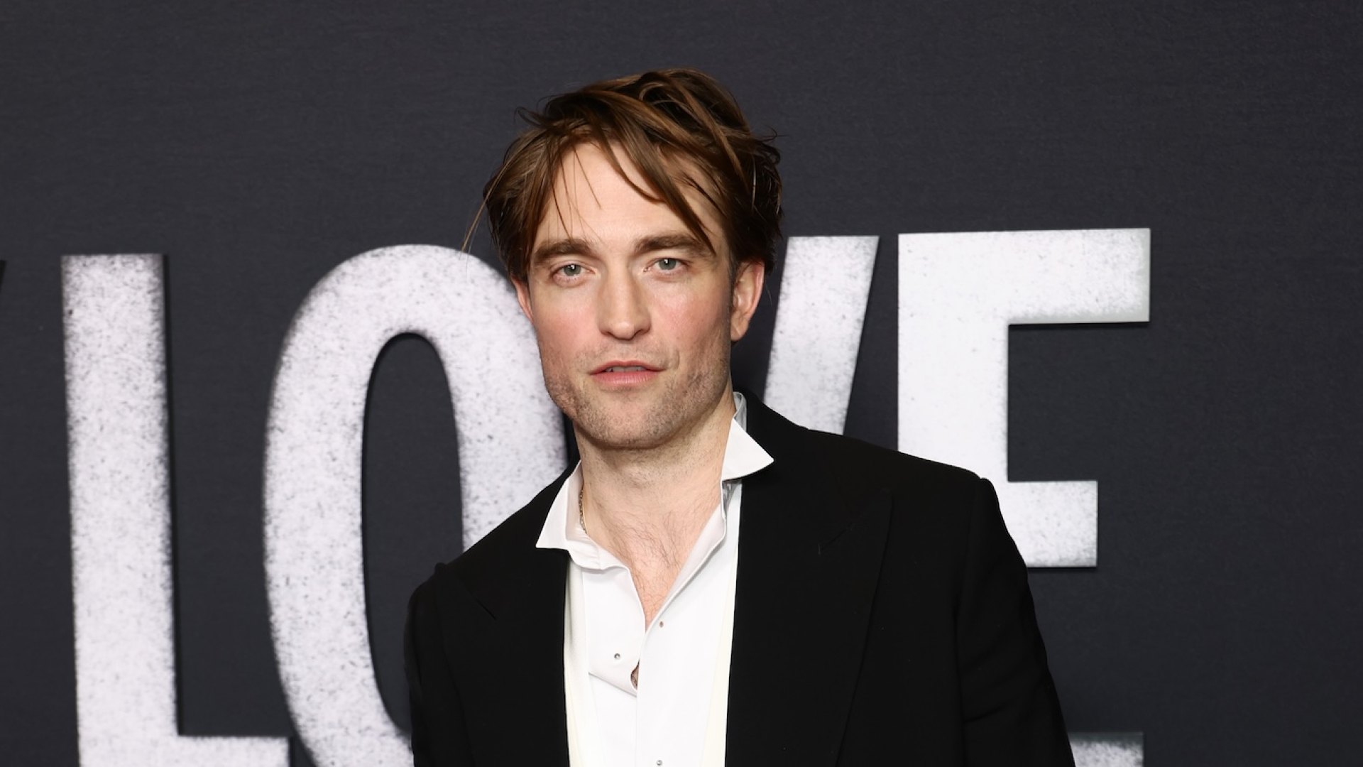 Did you catch Robert Pattinson's secret cameo in 'Marty Supreme'?