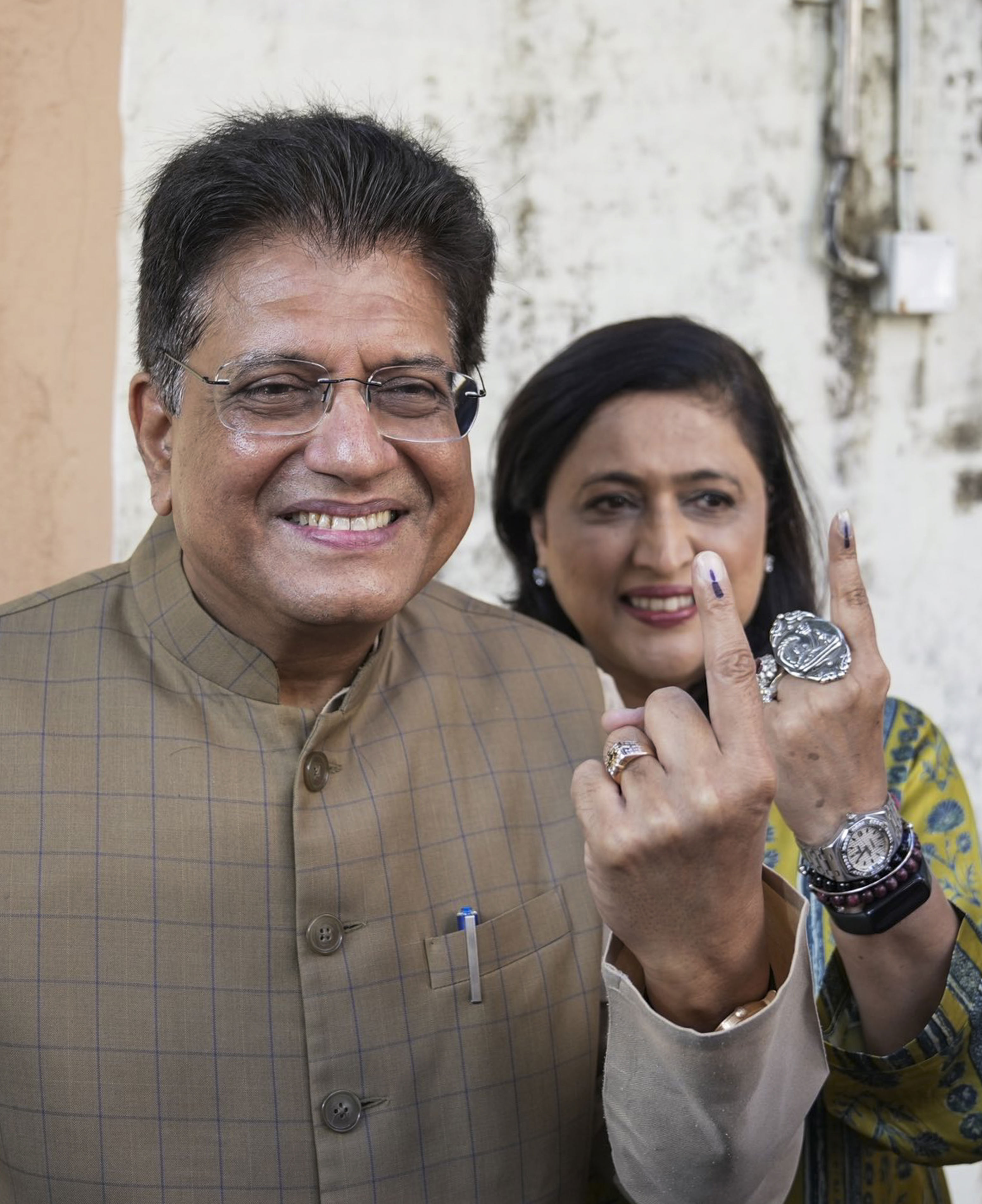 Civic polls: Union minister Piyush Goyal, ex-UP governor Ram Naik cast ...