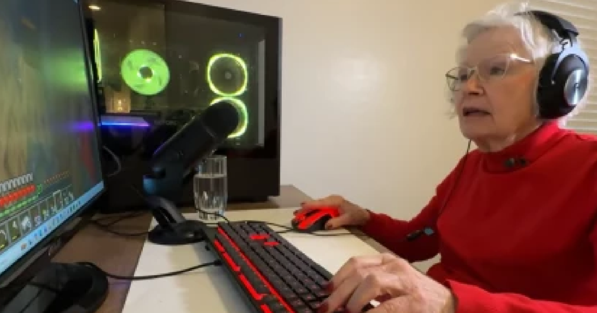 La abuela de 81 años que se ha hecho youtuber de Minecraft para ayudar ...