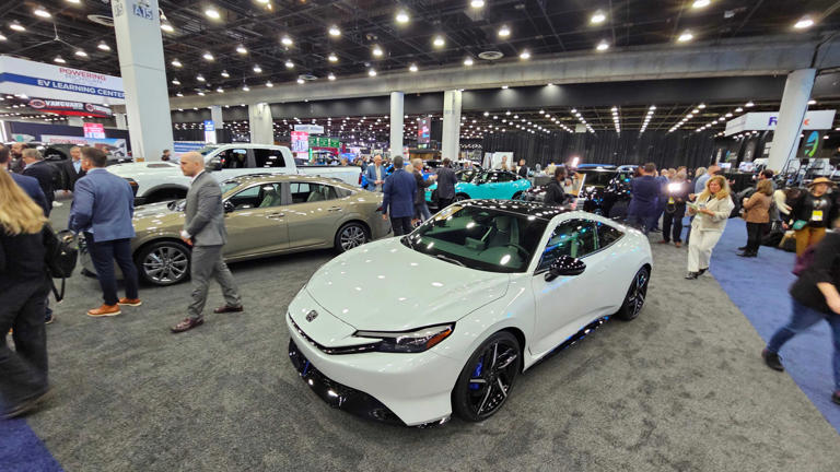 Ford Maverick Lobo, Dodge Charger, Hyundai Palisade are North America's ...