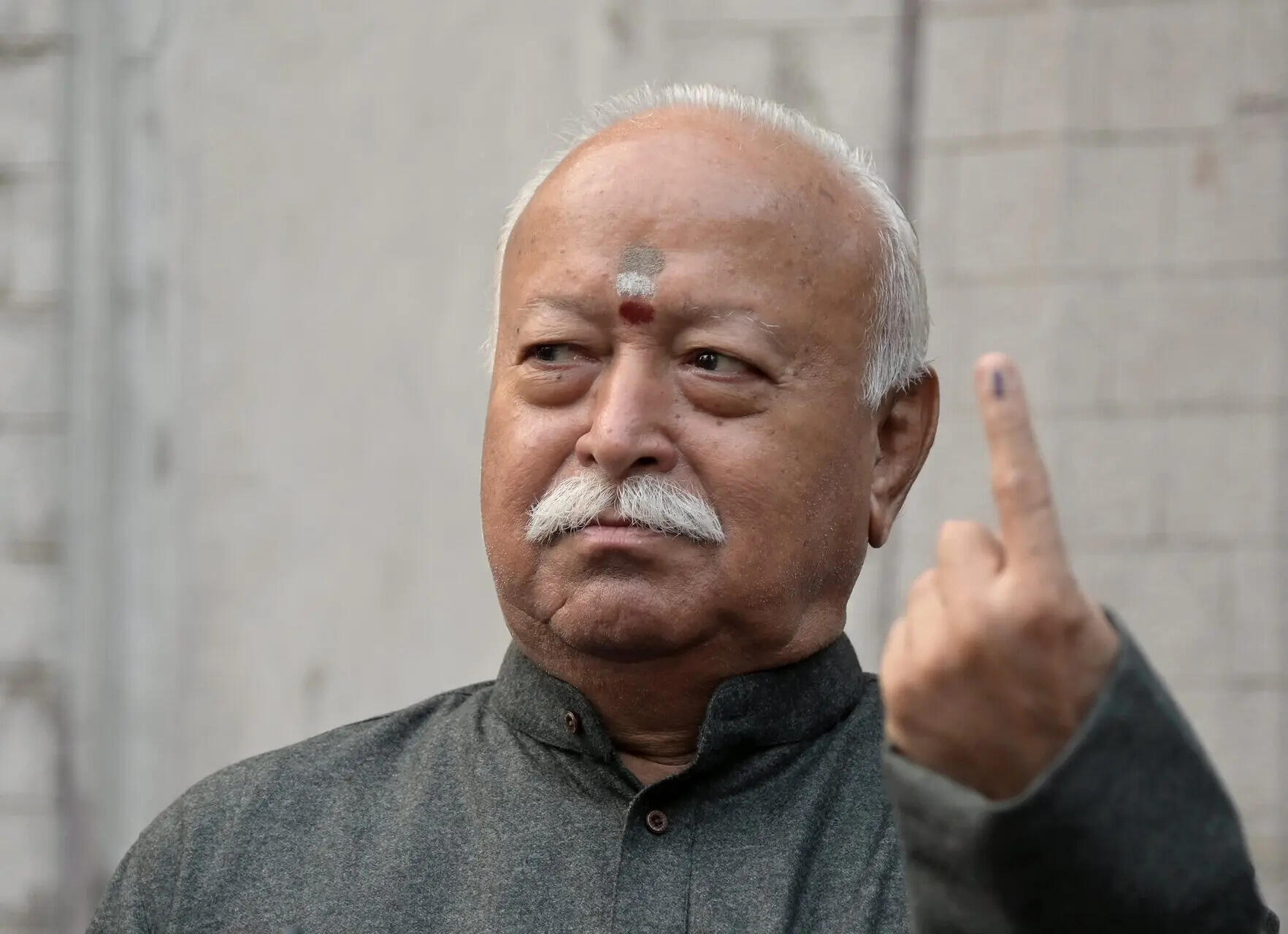 'Unwanted person gets promoted': RSS chief says Nota not best option ...
