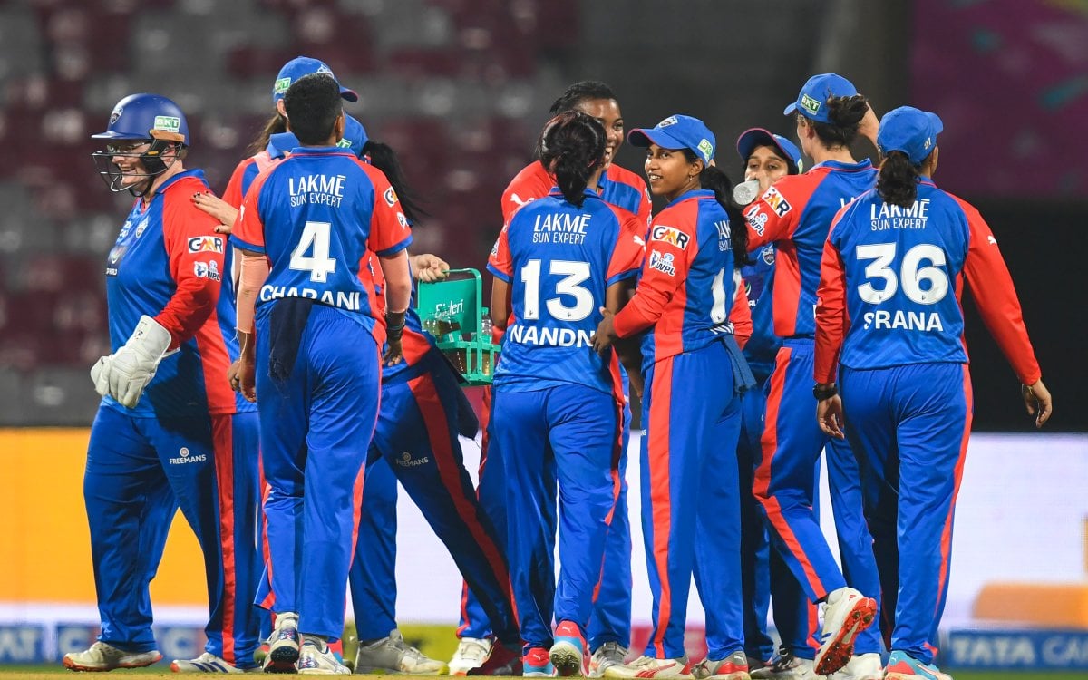 WPL 2026: Delhi Bowlers Claw Back After Lanningndash;Deol Stand Lifts ...