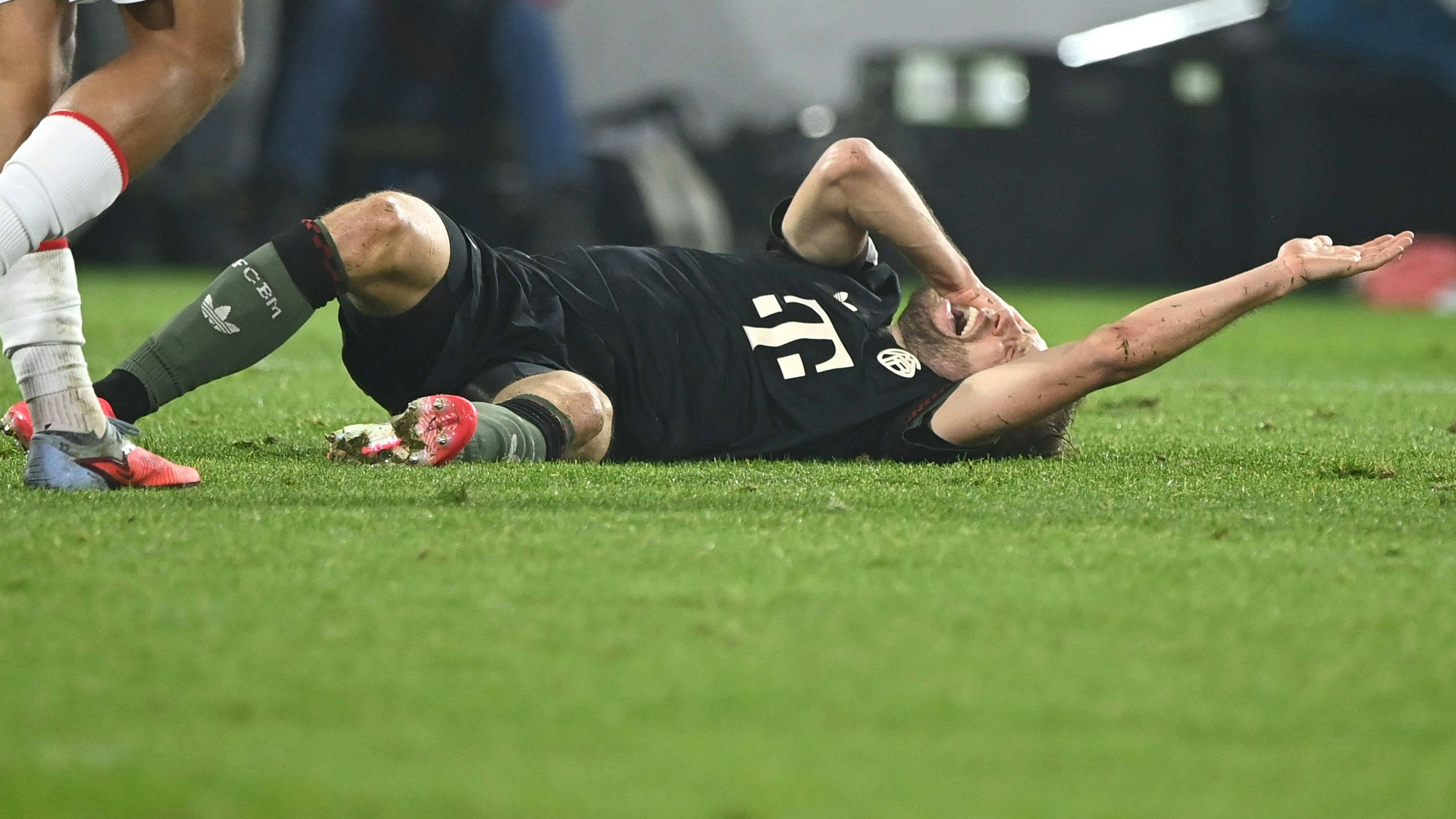 Verletzt! Große Sorge um Bayern-Legionär Laimer