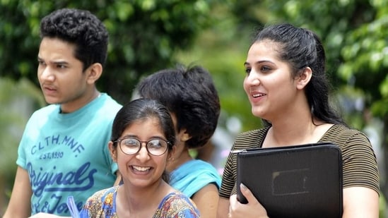 JEE Mains preparation: How smart revision strategies enable JEE ...