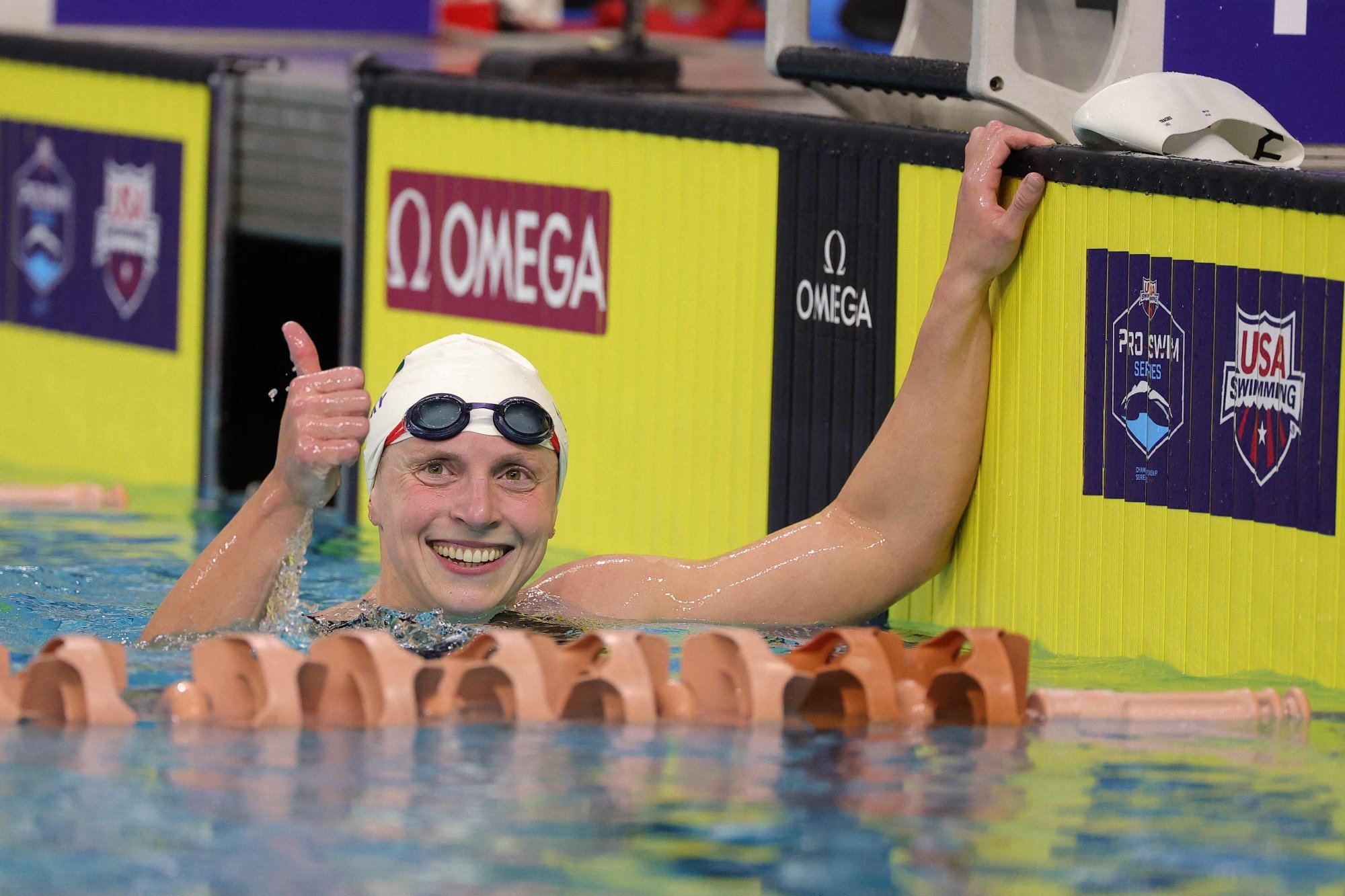Katie Ledecky continues 'ownership' of 1,500m freestyle with second ...