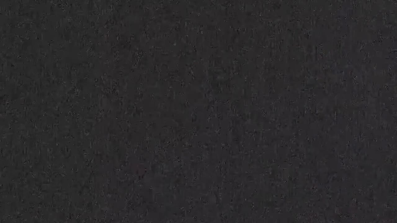 Starlink satellite train streaks across night sky in Japan