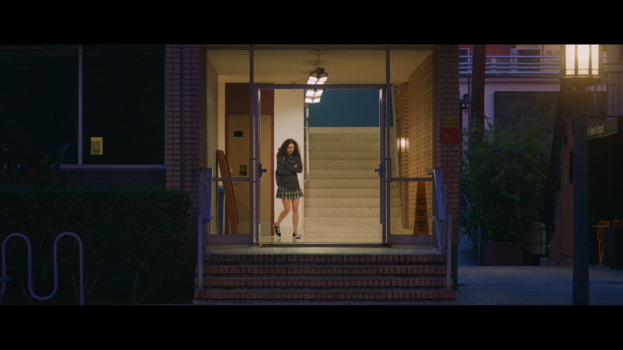 Teacher's pet: Official trailer