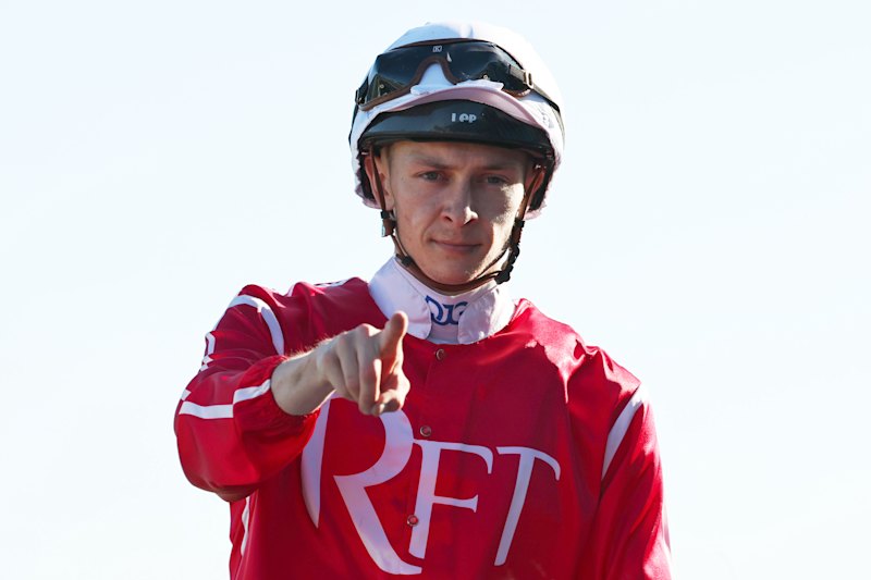 Rebuilding Gibbons backs Cross Tasman to spearhead Rosehill chances