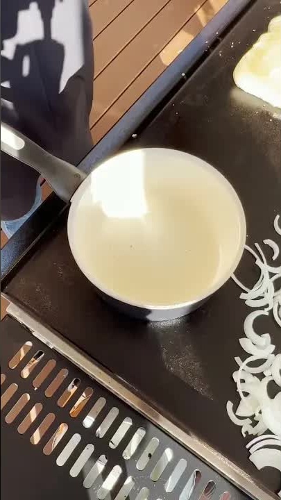 Easy bacon blue sliders are a game changer #bacon #shorts28