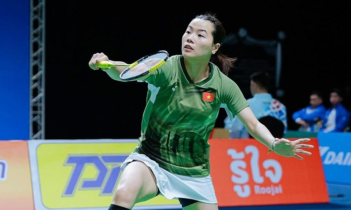 Vietnam's top badminton player defeats former world champion at India Open
