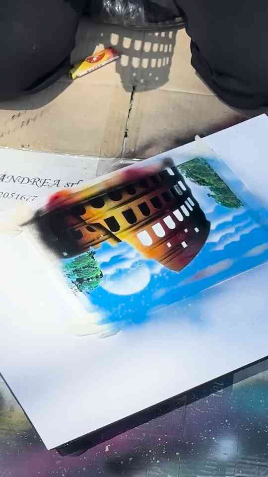 Street artist paints my girlfriend's tablet