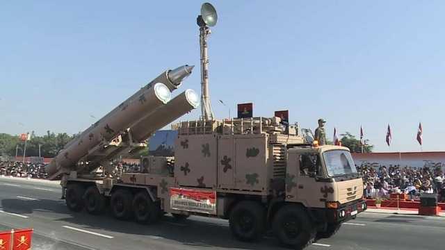 BrahMos missiles in full display at 78th Army Day parade