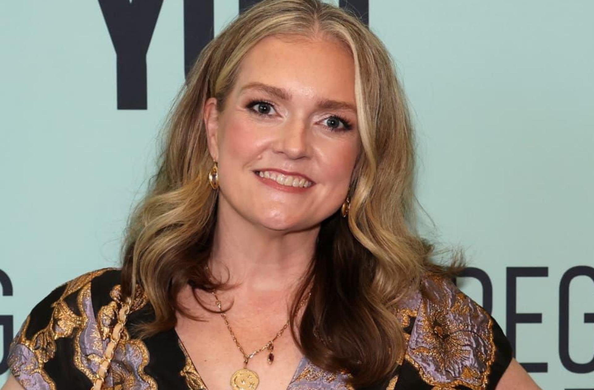 Bestselling author Colleen Hoover shares update after successful cancer ...