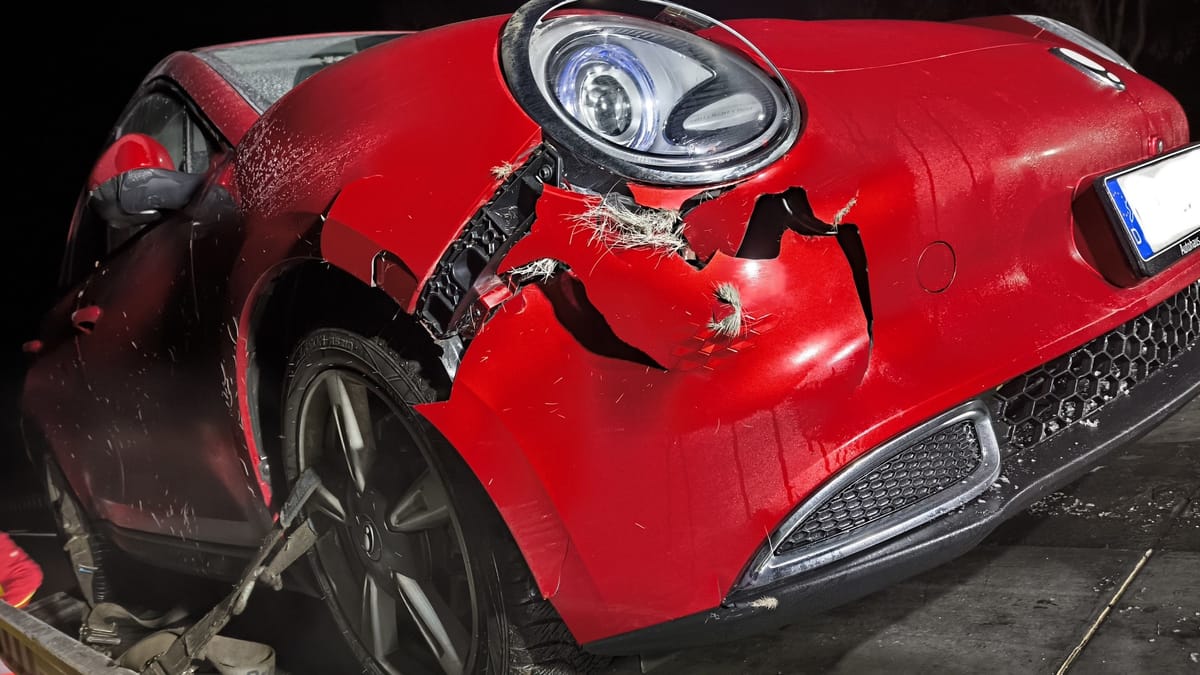 Auto Auf Rgen