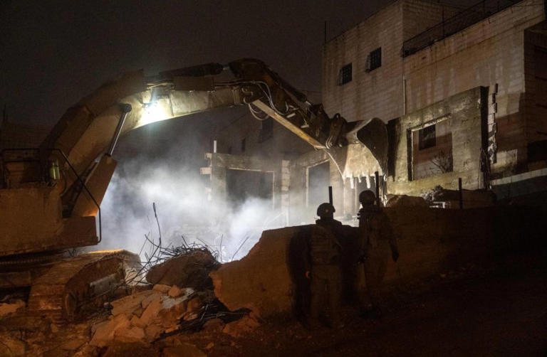 IDF issues southern Lebanon evacuation notice ahead of Hezbollah strikes