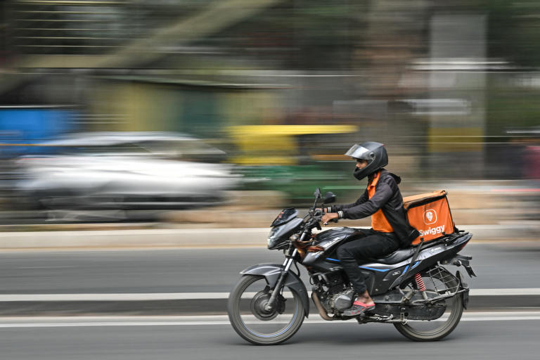 Why India is asking its super-fast delivery services to slow down