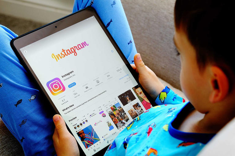 UAE child digital safety law: Why TikTok, Twitch, Snapchat and other ...