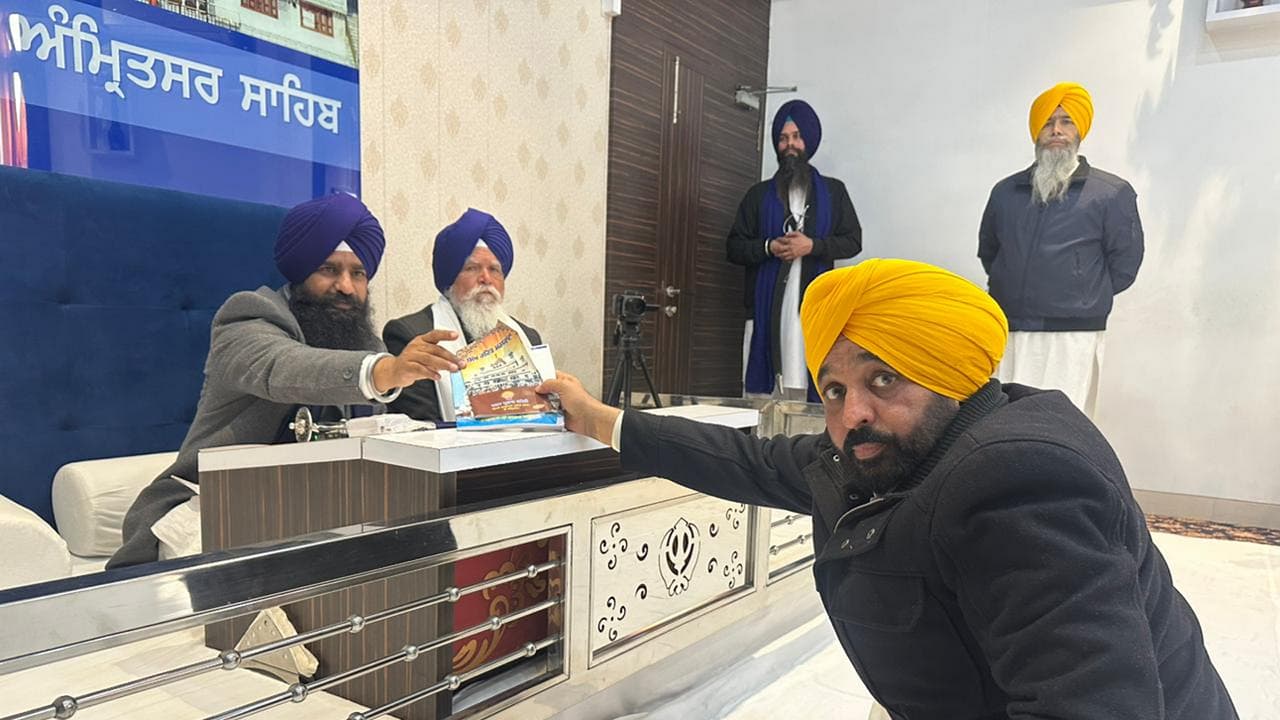 Bhagwant Mann appears before Akal Takht over 'Golak' issue remarks
