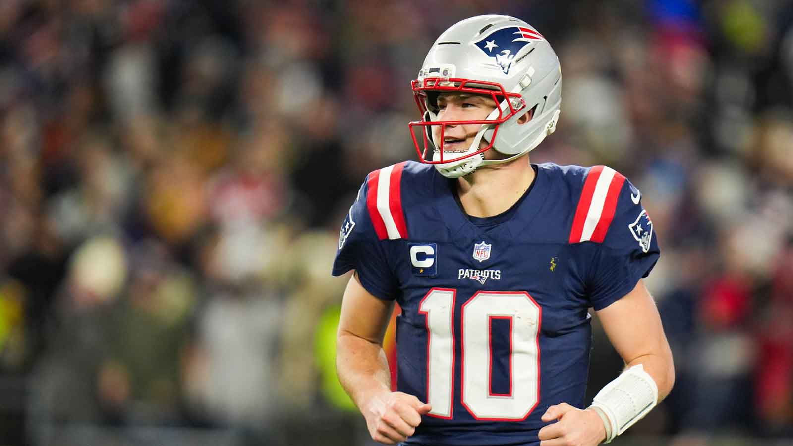 Patriots’ Drake Maye respects Texans defense for trying to 'take your ...