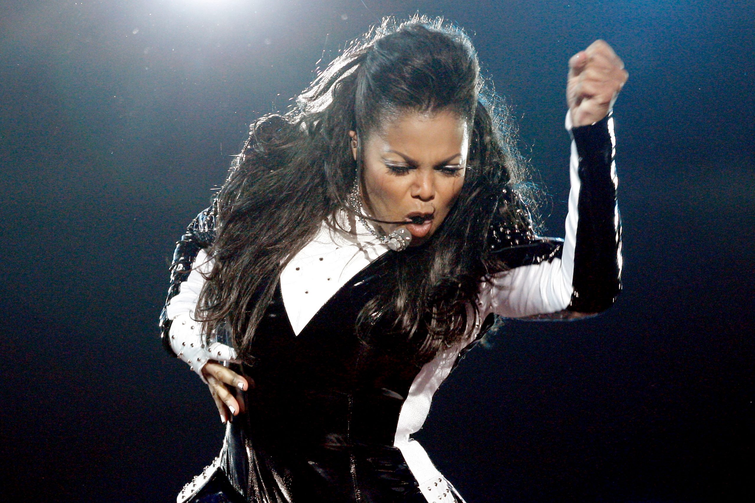 Janet Jackson hint op een comeback in 2026