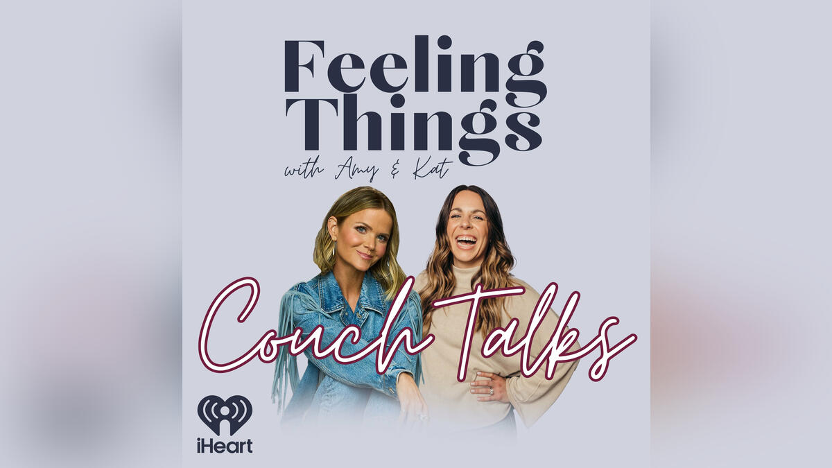 Let's talk laundry, fear & using your voice (Couch Talks)