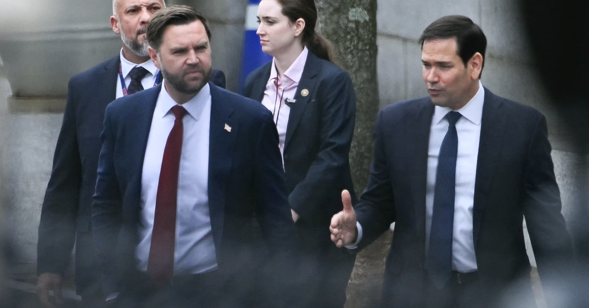 Seizing Greenland risks 'monumental' fallout, ex-Iceland president ...