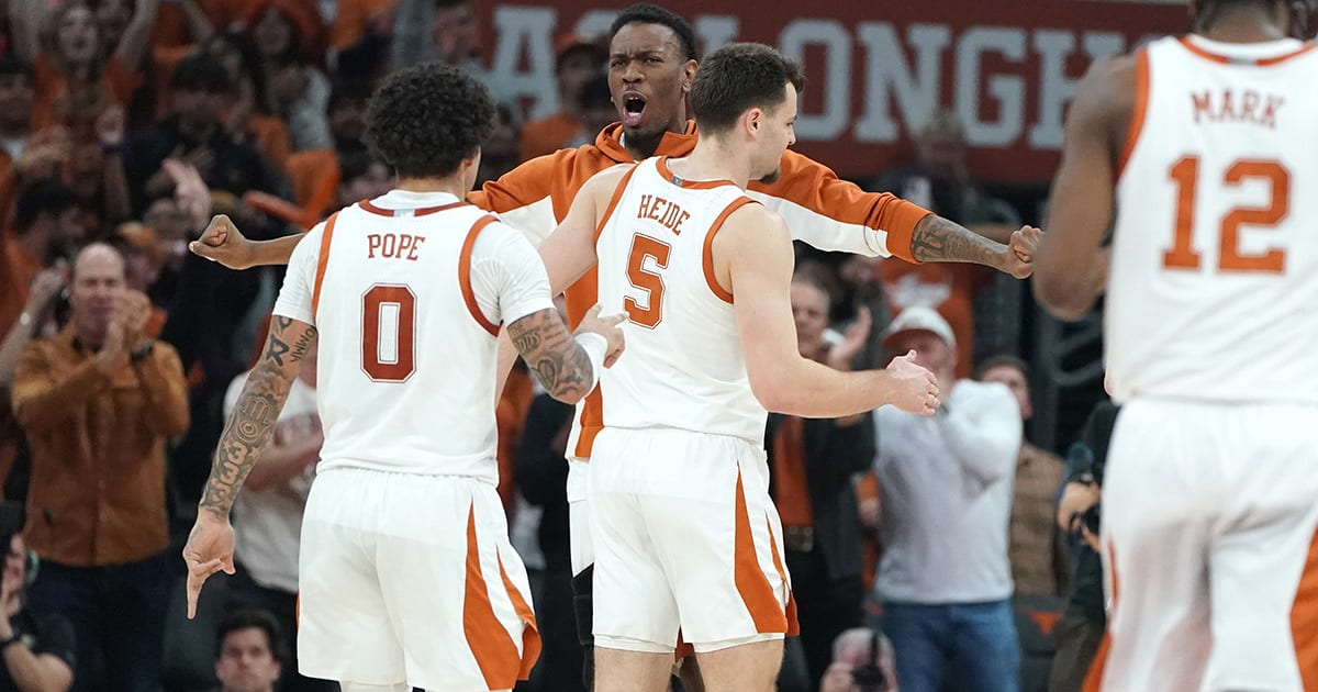 Texas upsets No. 10 Vanderbilt, hands Commodores first loss of season