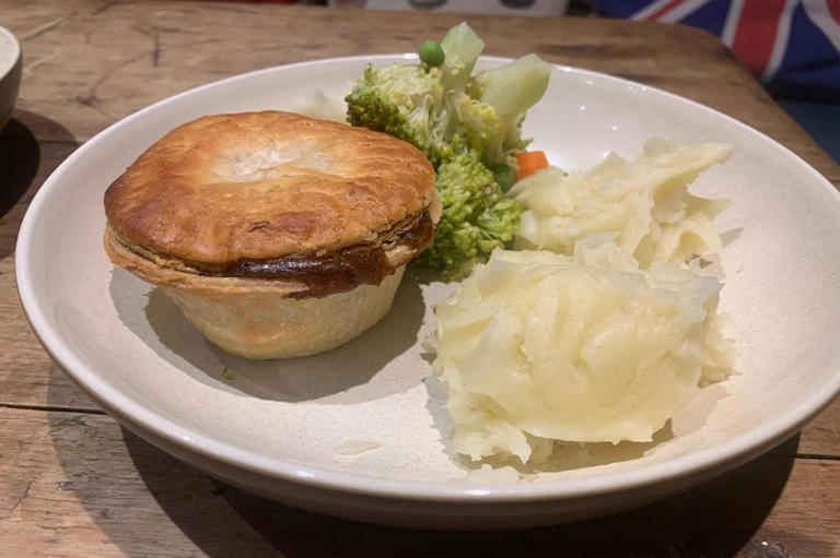 I found a £1.19 frozen mash that beats Aunt Bessie's for a quick ...