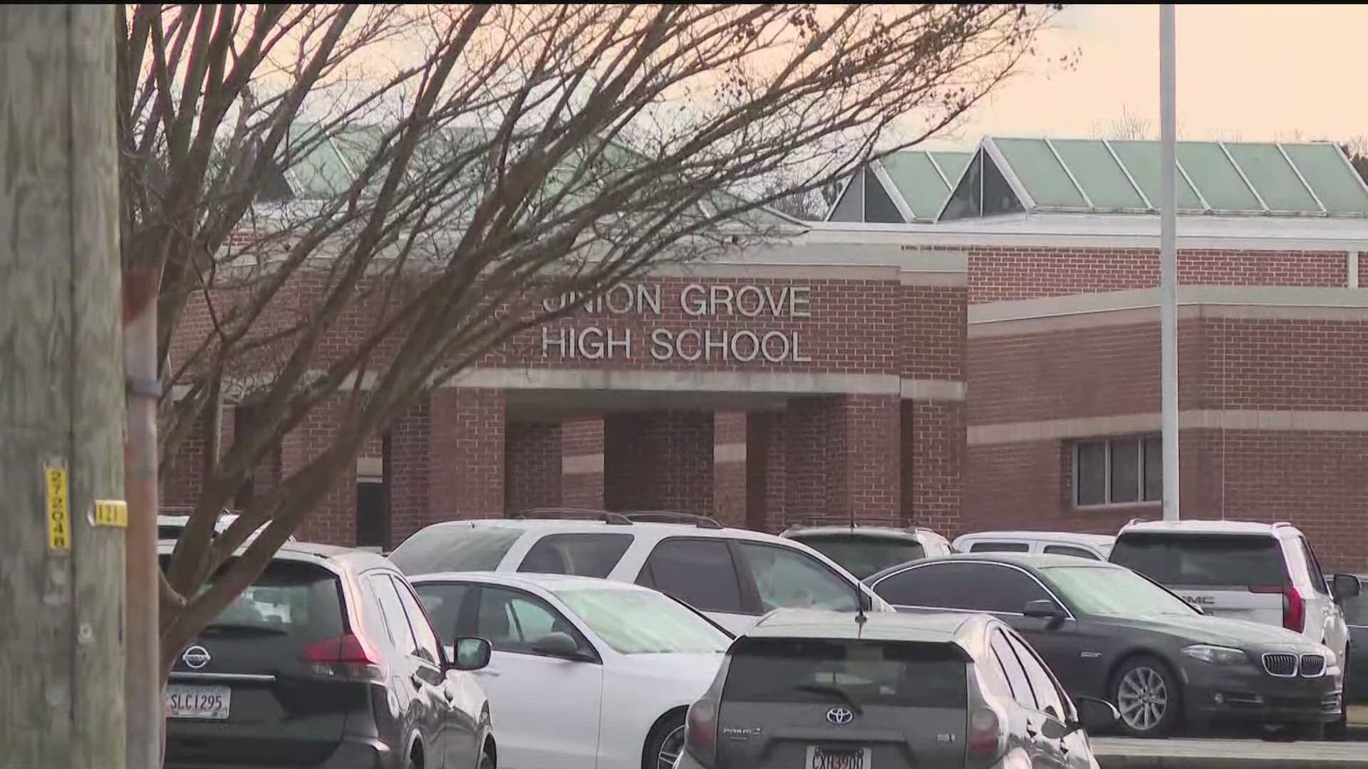 Students facing charges after guns found at Henry County school