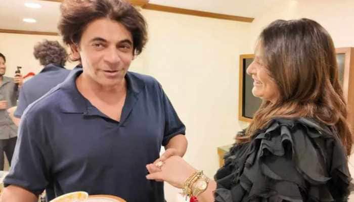 Sunil Grover roasts Archana Puran Singh over her gigantic diamond ring ...