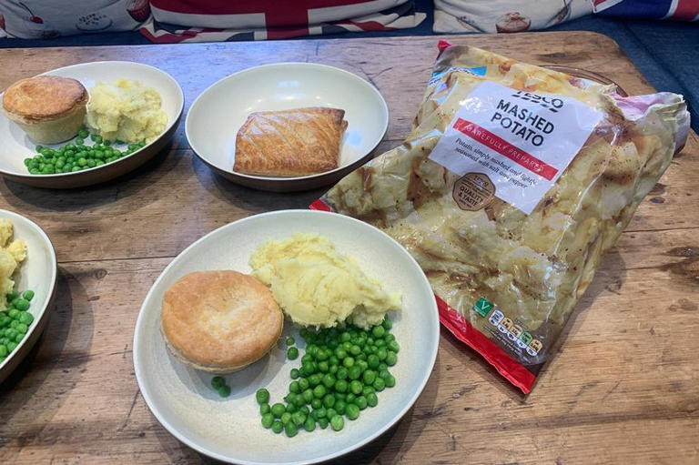 I found a £1.19 frozen mash that beats Aunt Bessie's for a quick ...