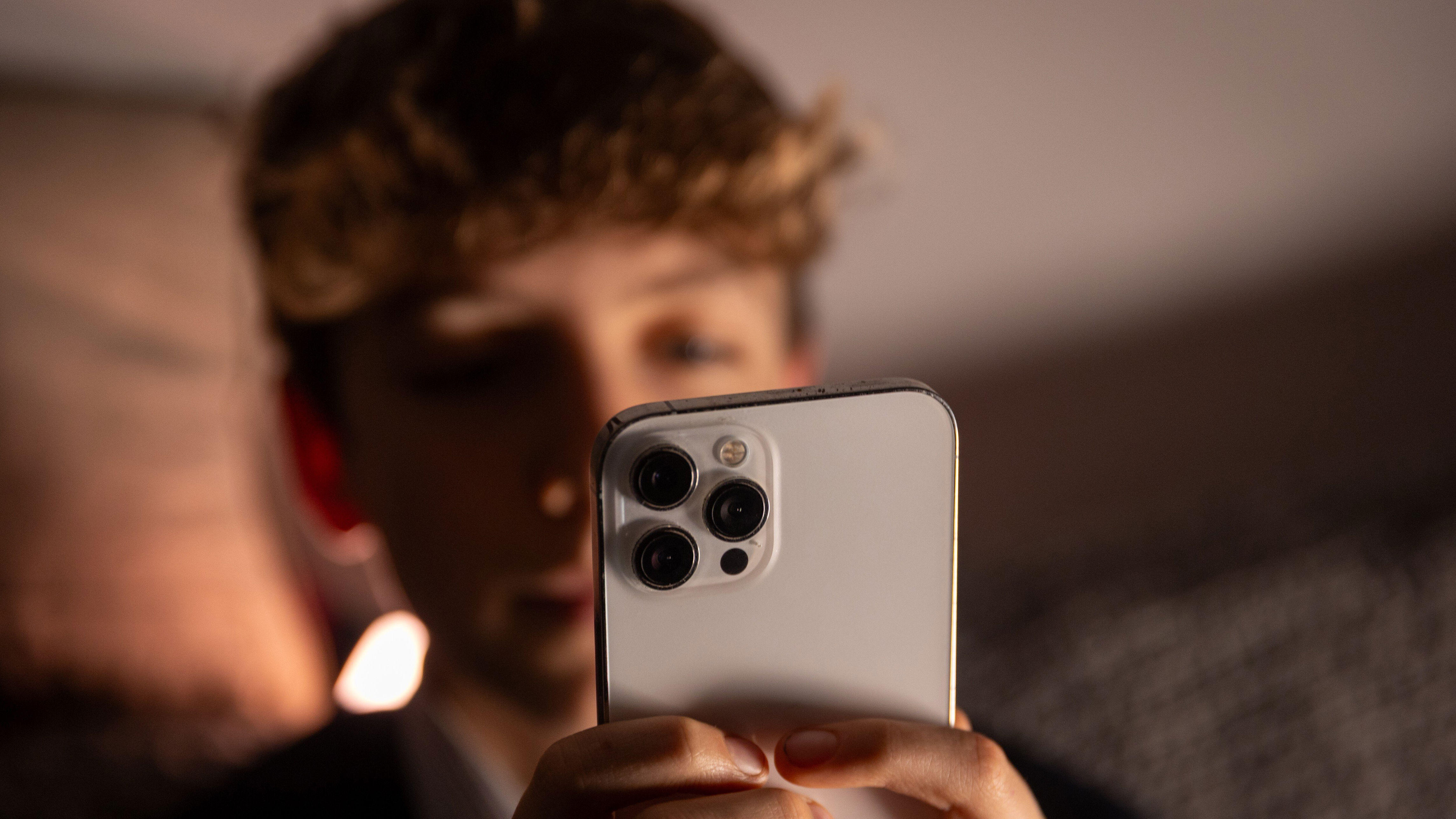 YouTube to let parents control how much time their kids spend scrolling ...