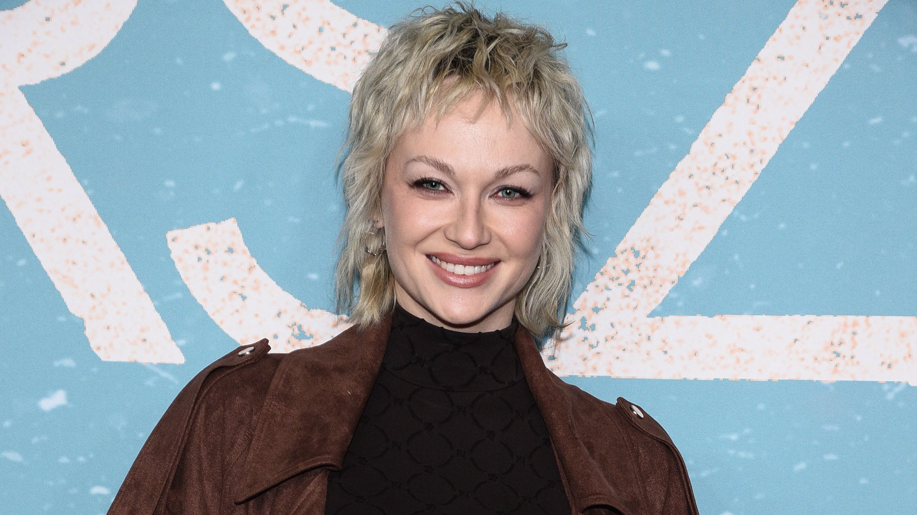 Aleksandra Adamska zachwyca klasyczną stylizacją na premierze filmu