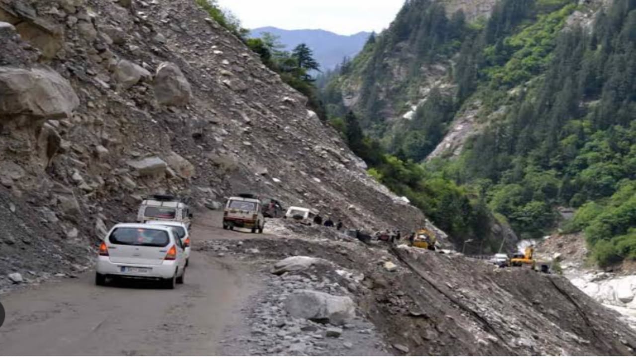 Uttarakhand begins green cess collection from outside vehicles, faces ...