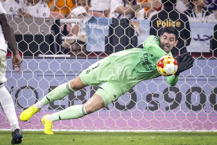 Thibaut Courtois woedend: kleedkamer Real Madrid is rot