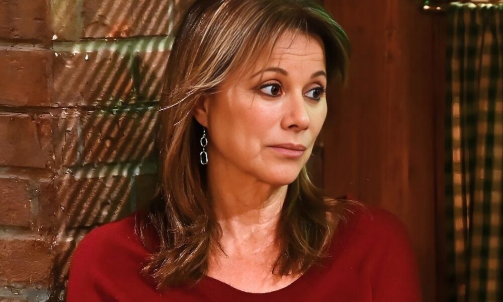 Willow awaits the bombshell verdict while Alexis Davis reveals her true ...