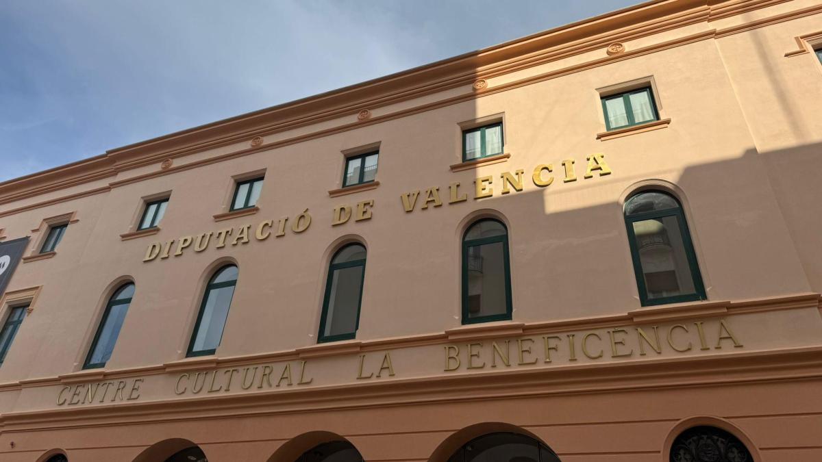 La Diputación de València pierde la tilde de manera temporal en pleno ...
