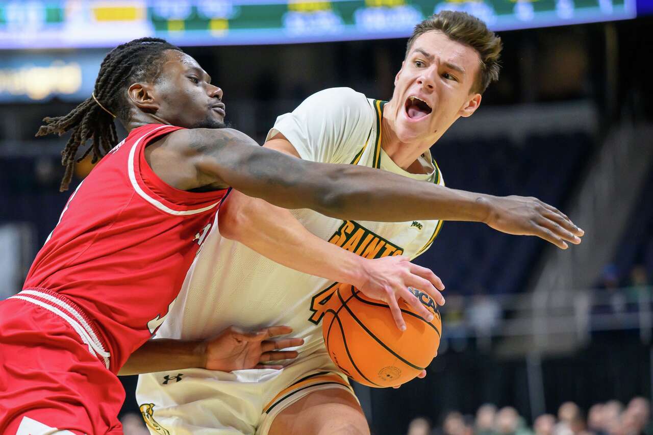 Sacred Heart's 3-point shooting sinks Siena men's basketball