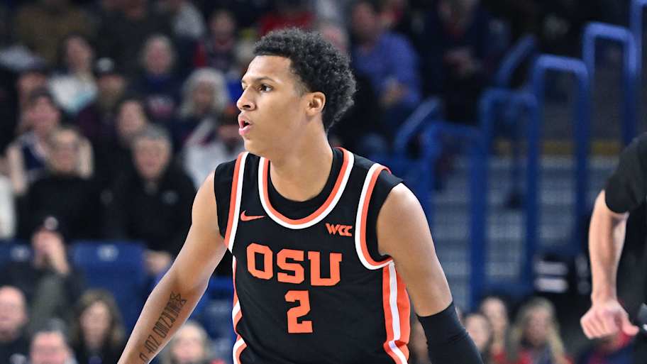 Oregon State MBB pushes past LMU with big nights from Lake, Sy