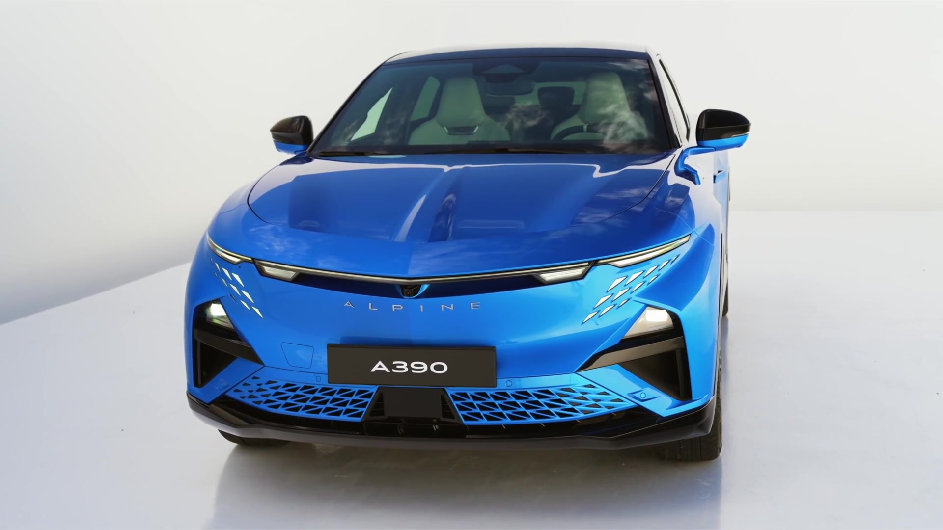 Alpine A390 GT exterior design in Alpine Vision Blue