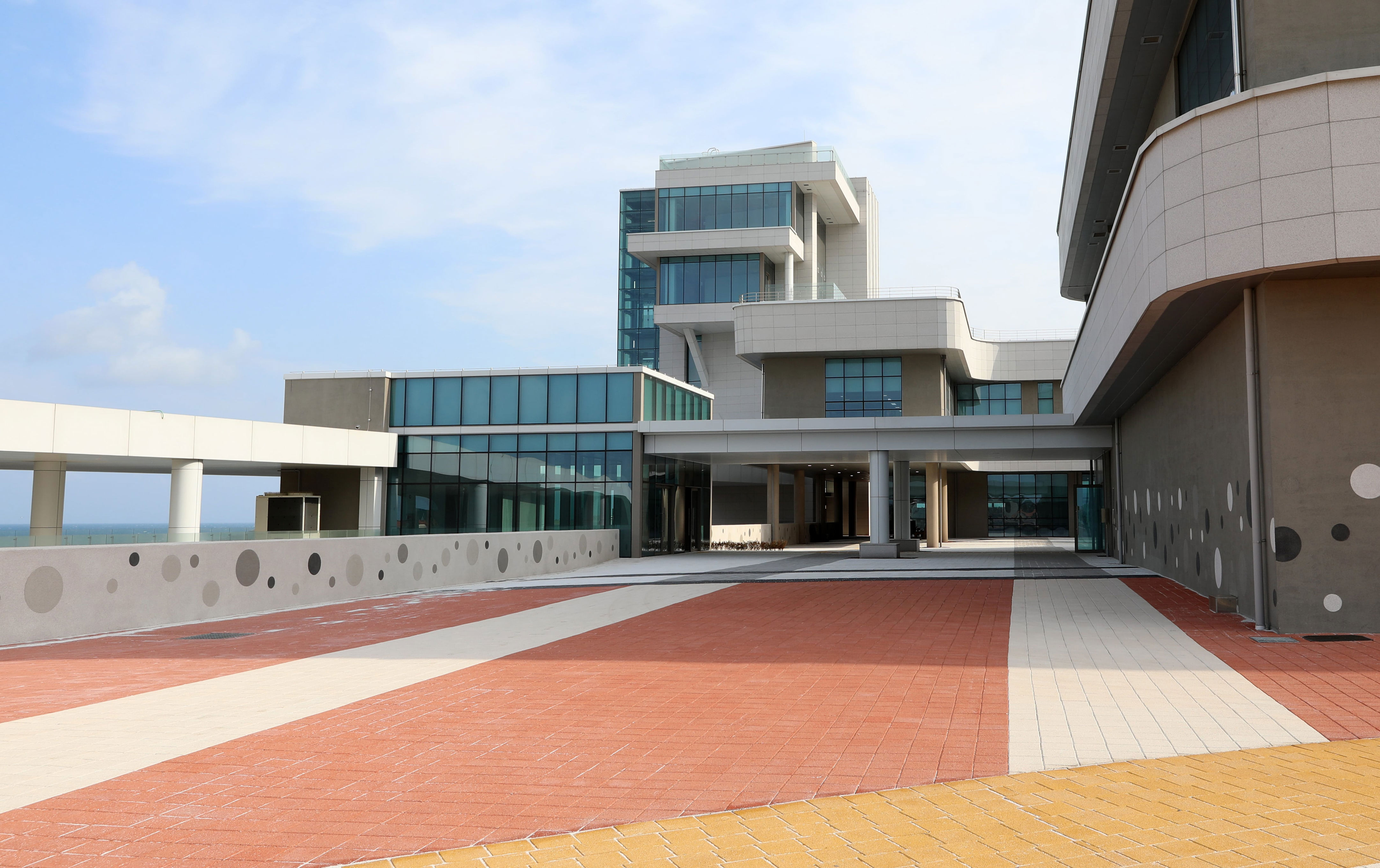 Jeju sewage plant's eco-friendly observatory attracts visitors