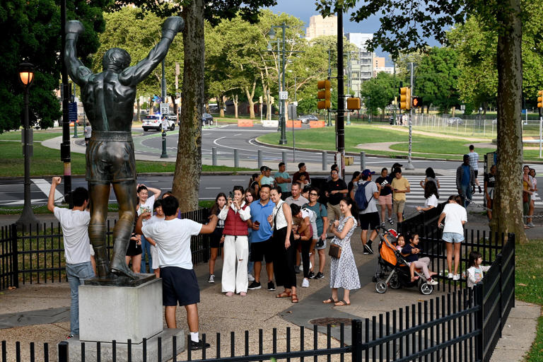 Art Commission approves plan to move Rocky statue to top of Art Museum ...