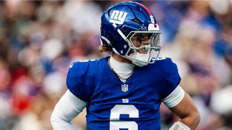 After rookie season, Jaxson Dart cheers on Utah Mammoth with girlfriend ...