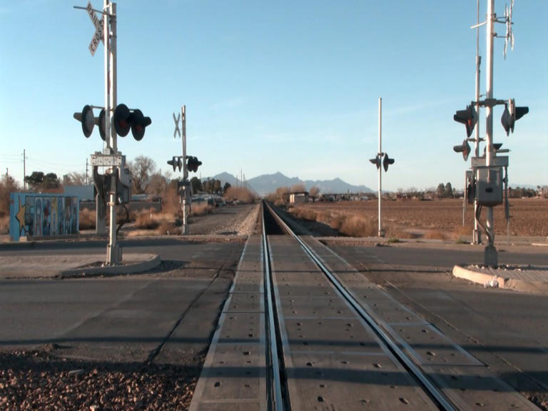 Mayor Cruz advocates for new crossing to boost Socorro links
