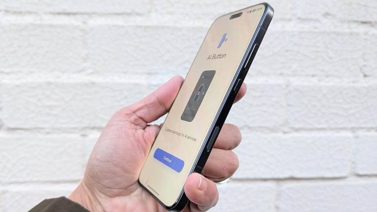 I got my hands on the Honor Magic8 Pro, and it's one of the most ...