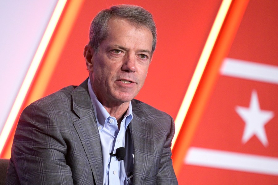 Governor Pillen pushes for criminal investigation over art removal incident