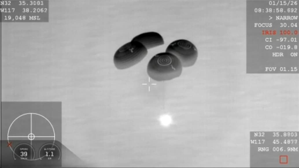 Les images de l'amerrissage des quatre astronautes ayant prématurément ...